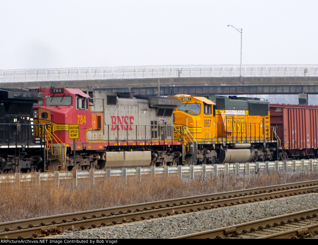 BNSF 784 and 8957